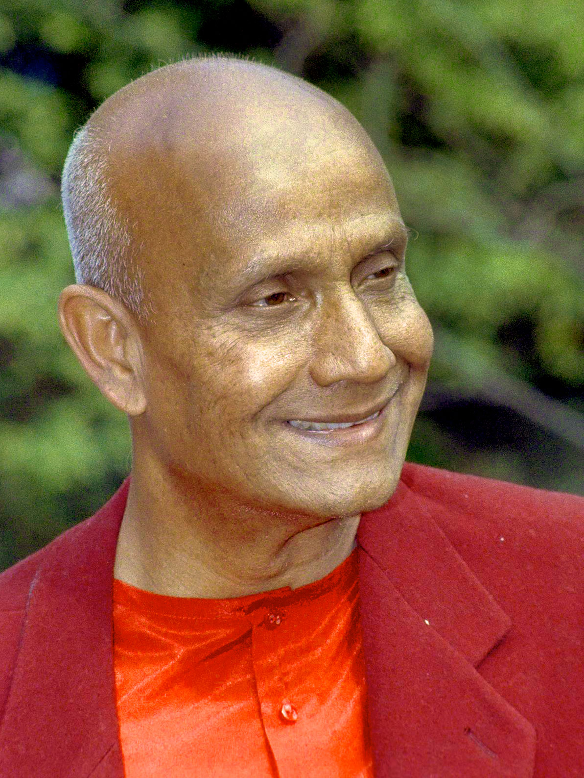 At The Kamakura Tree Planting Ceremony SRI CHINMOY PHOTOS