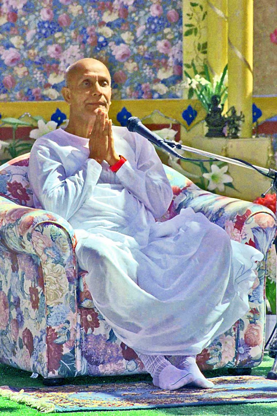 SRI CHINMOY PHOTOS – Page 6 – Visual Diary of a Spiritual Master